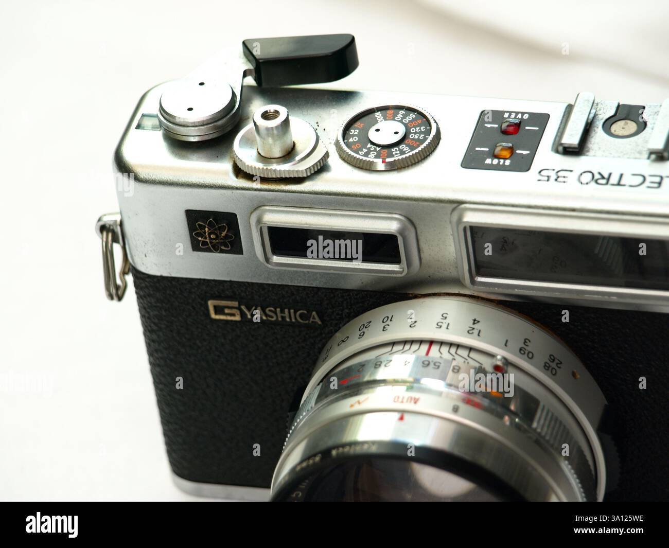 Photography cameras film yashica hi-res stock photography and images ...
