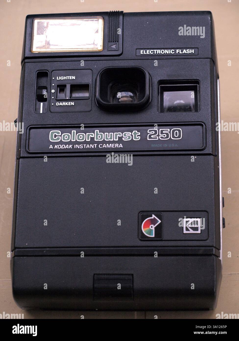 Kodak EK160-EF (Colorburst 250), is a Instant camera in the Kodak ...