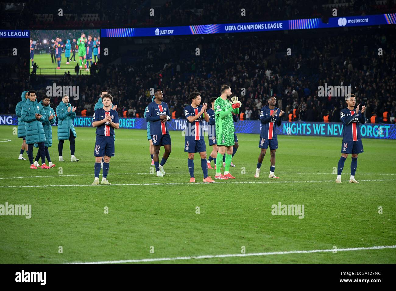 Liverpool vs psg 2025 hi-res stock photography and images - Alamy