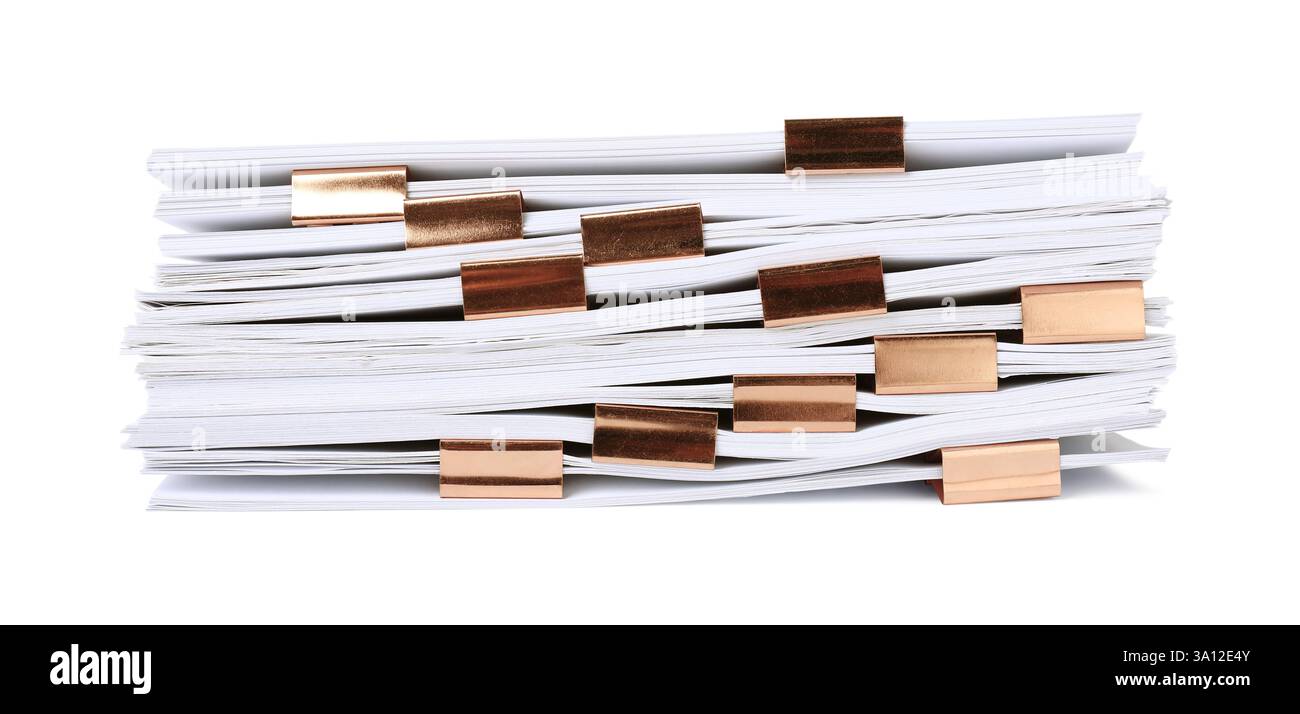 Binder clips with sheets of paper isolated on white Stock Photo - Alamy