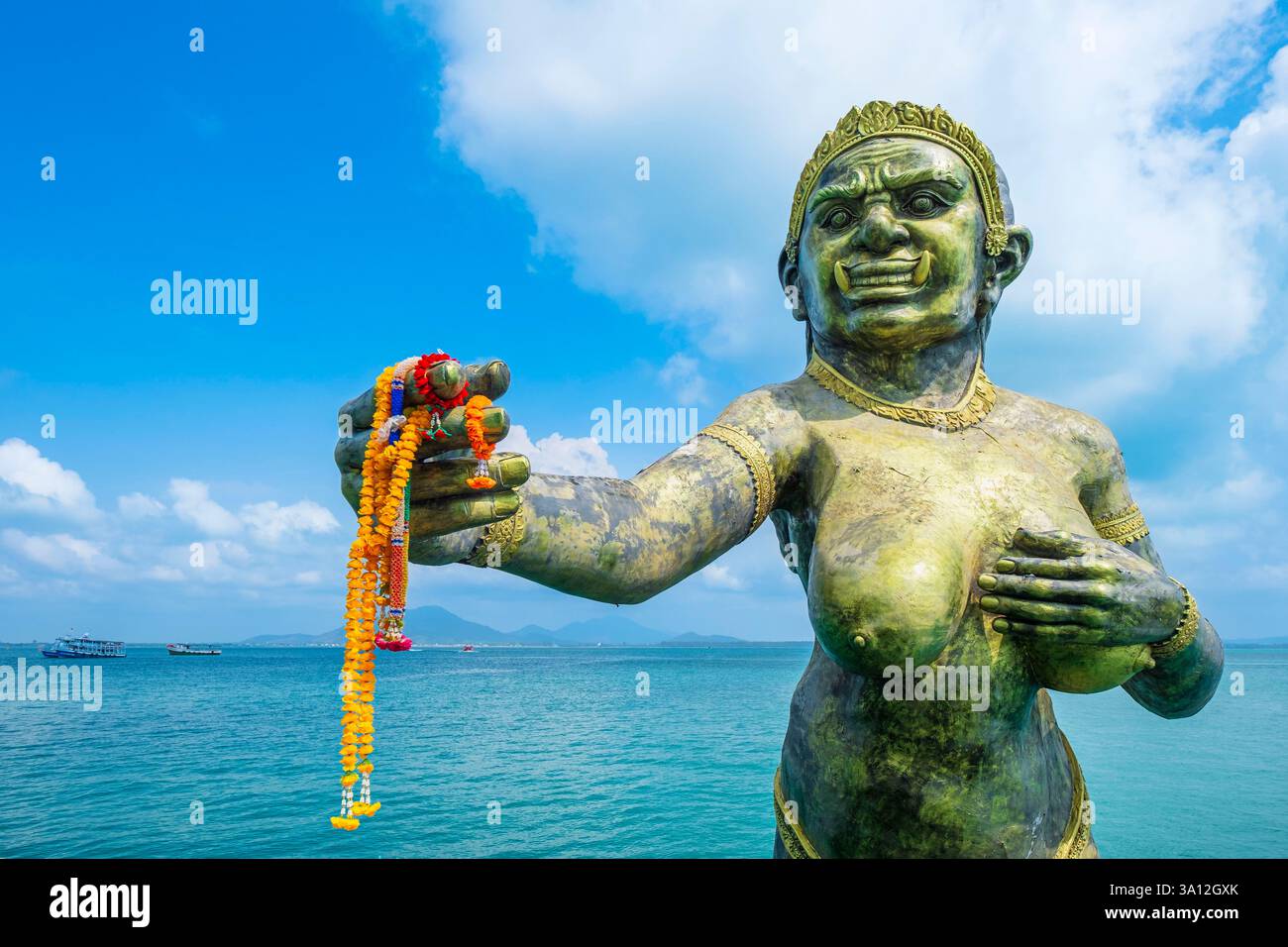 Thailand, Rayong province, Ko Samet island, Nadan pier, Phisuea Samut ...