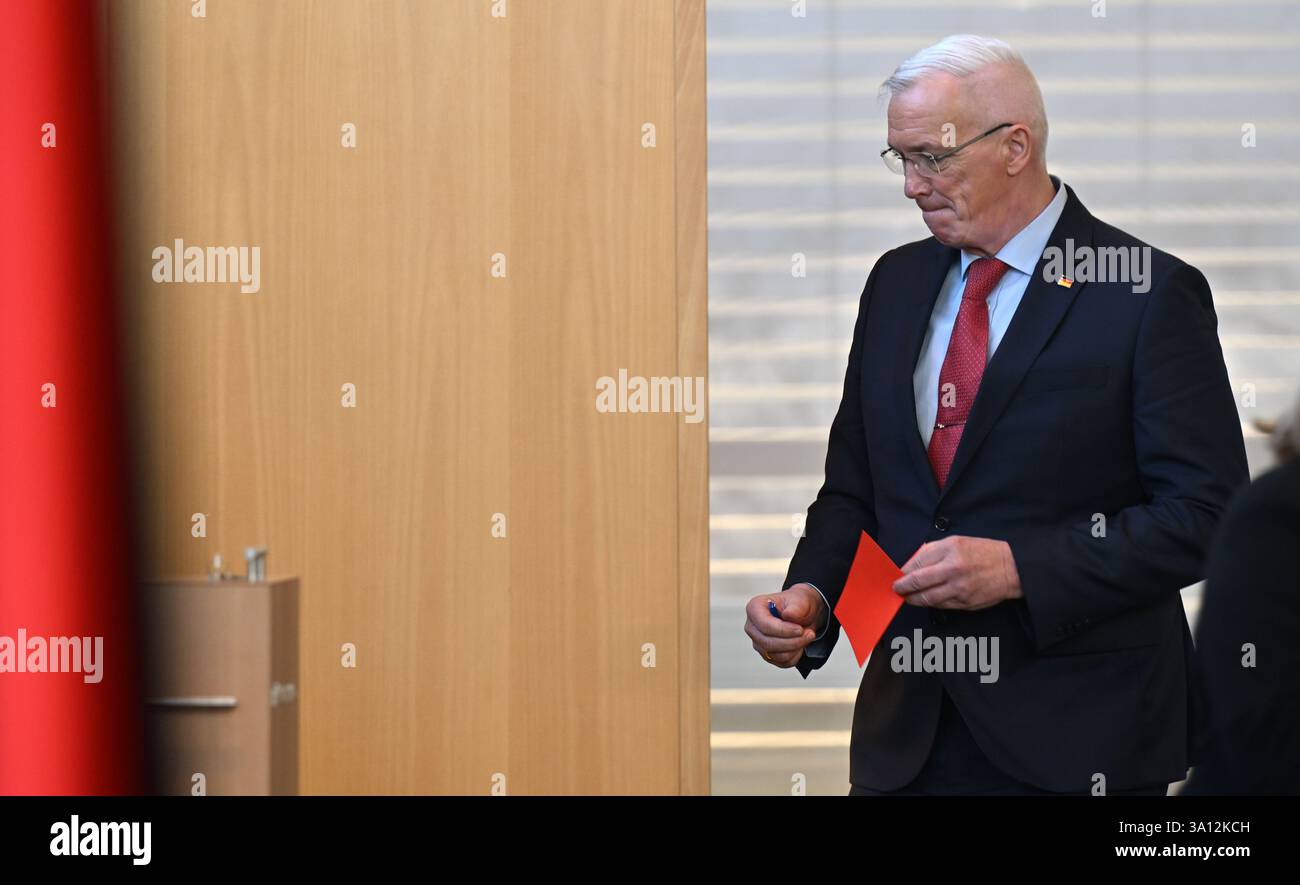 06 March 2025, Thuringia, Erfurt: Jörg Prophet, AfD MP, walks to the ...