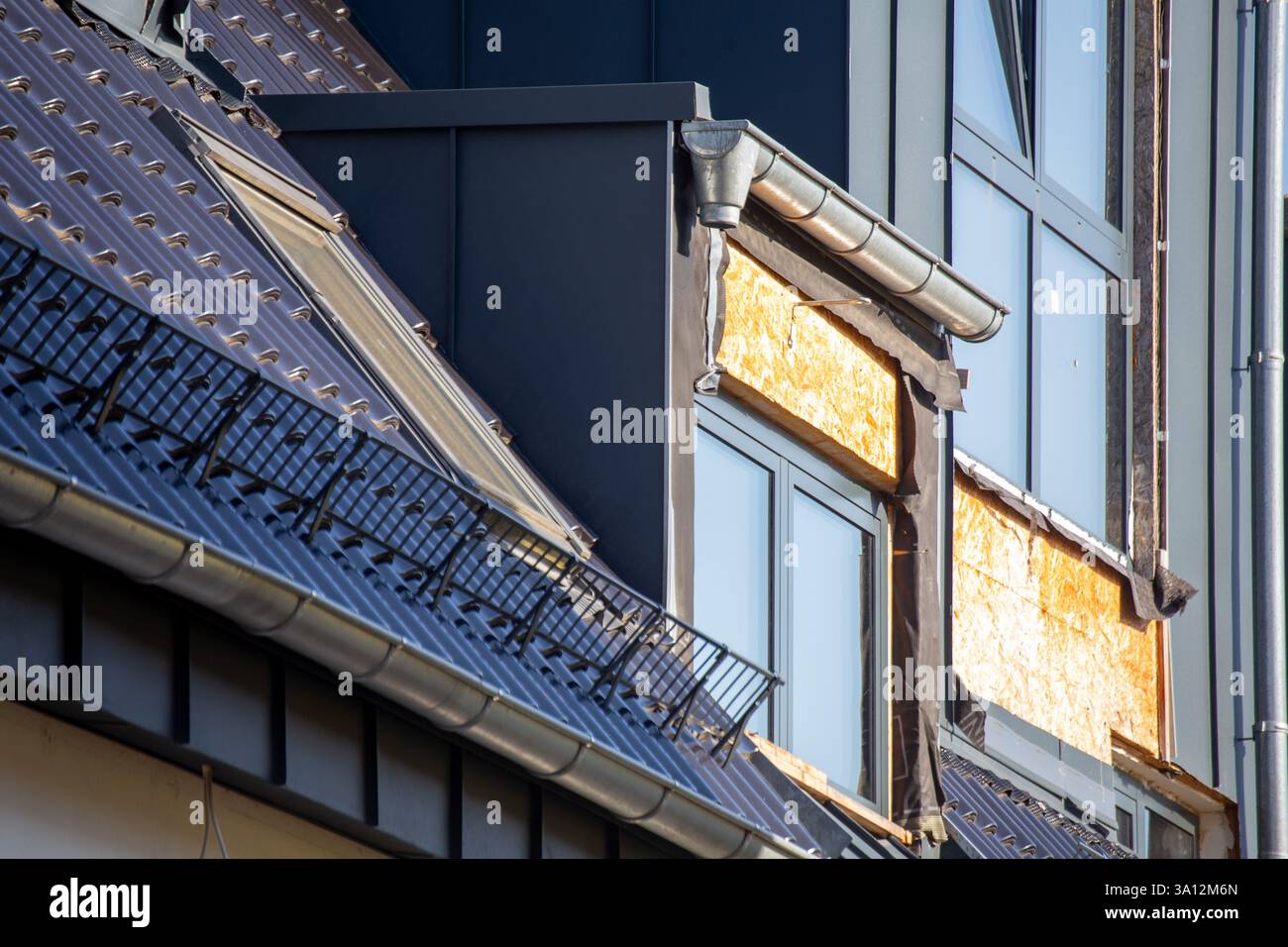Extension of living space by installing a dormer window: Newly ...