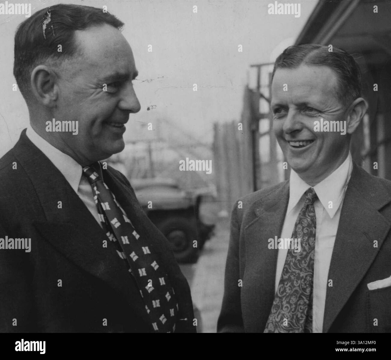 Former prominent Jockey, now trainer, Jim Munro, Chats with Jockey ...