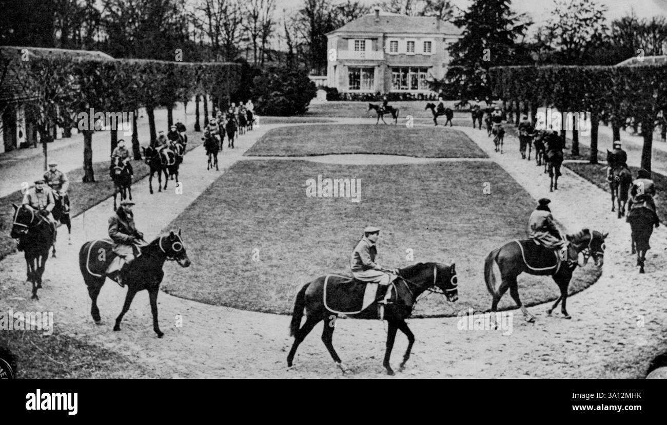 Chantilly horse racing hi-res stock photography and images - Alamy