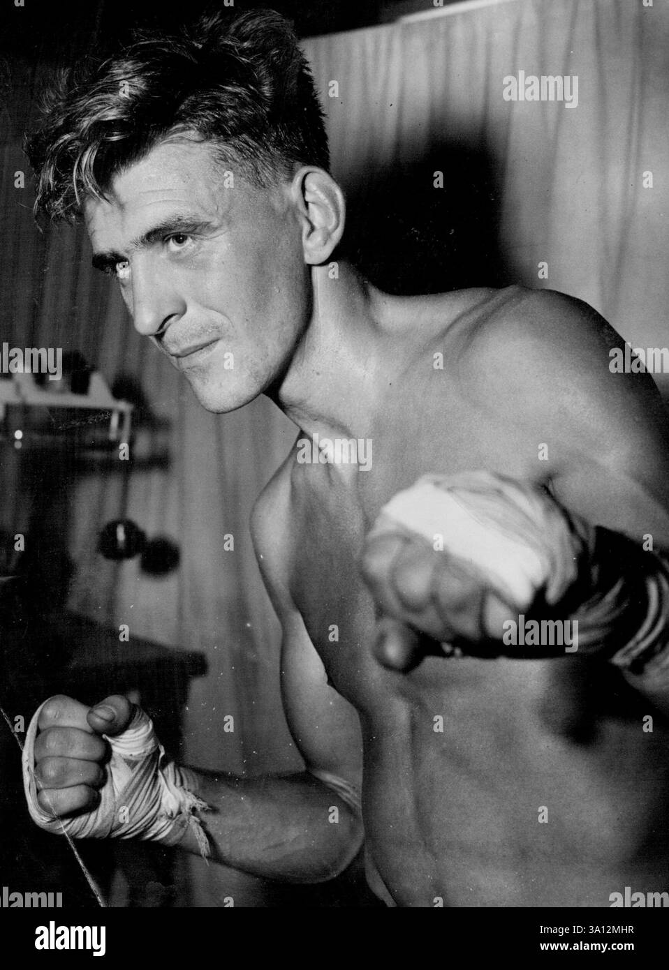 Al Bourke - Boxing. May 9, 1952 Stock Photo - Alamy