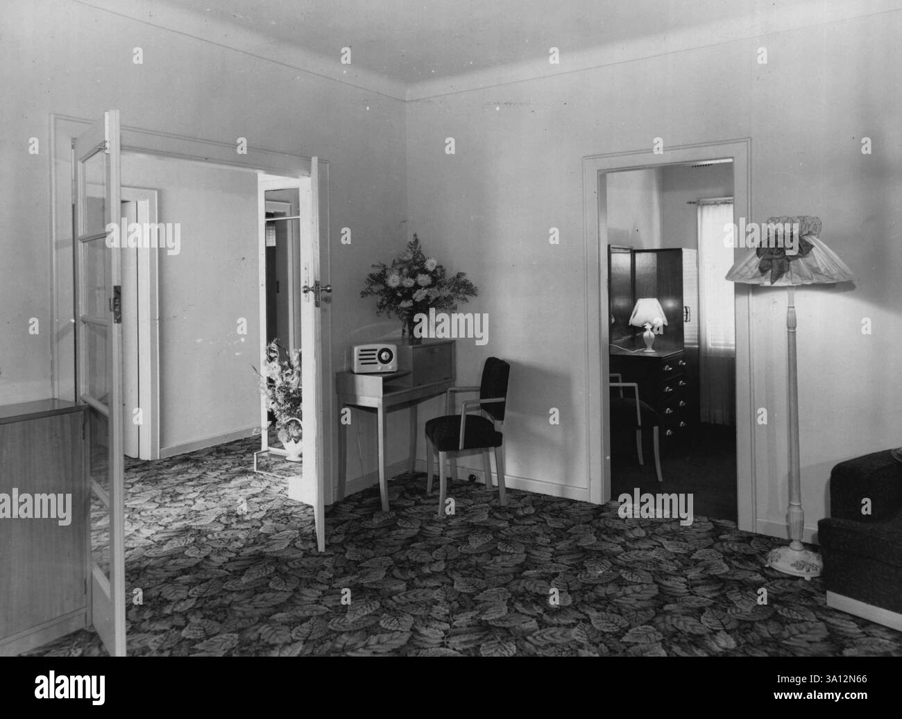 6 corner Black and White Stock Photos & Images - Alamy