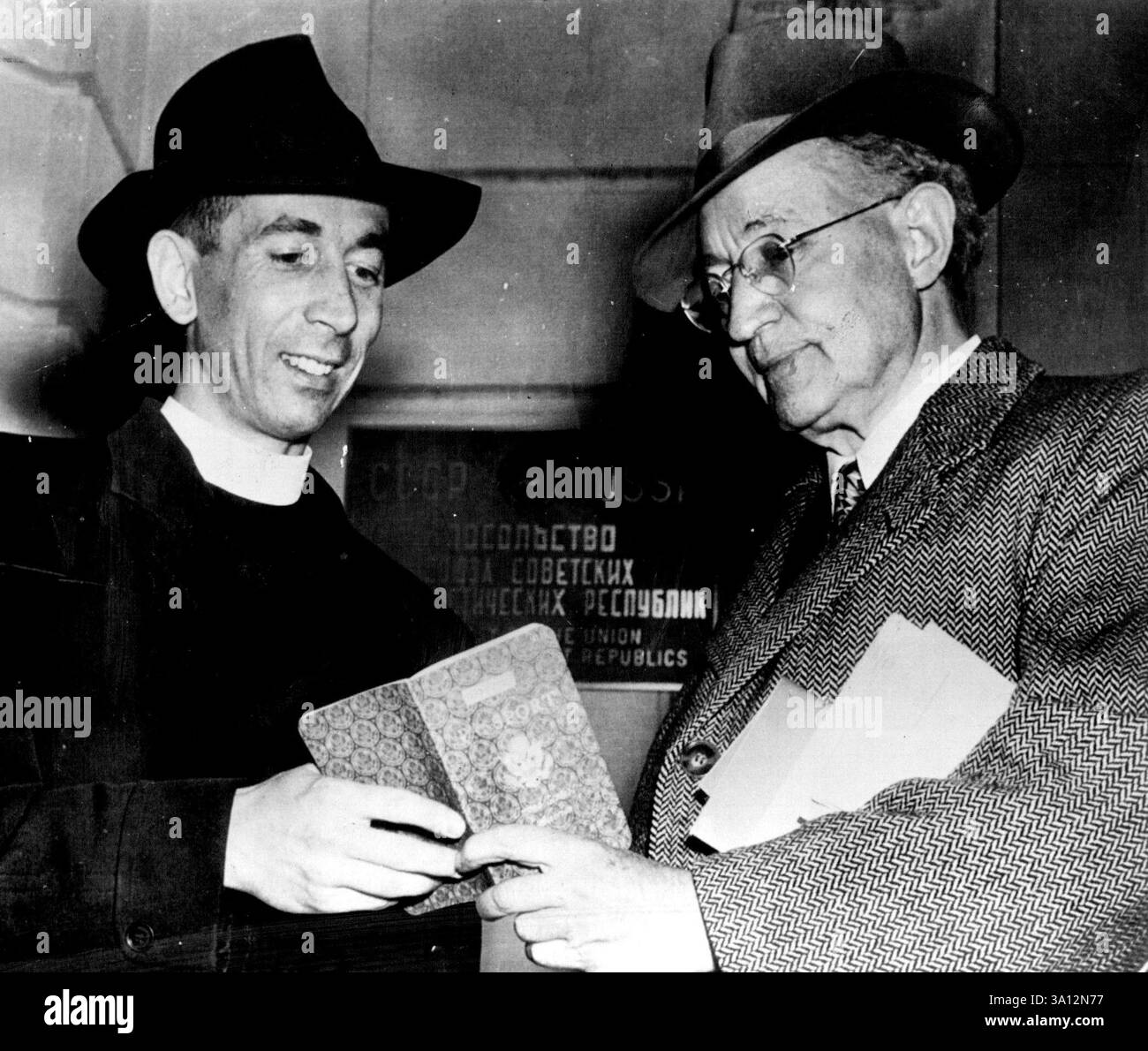 Rev george bissonette hi-res stock photography and images - Alamy