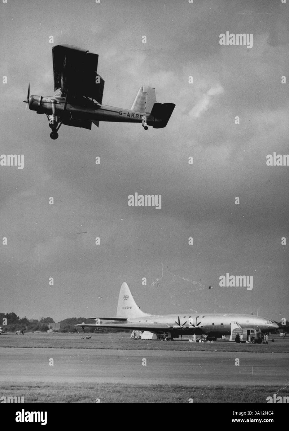 The Farnborough Air Show -- The Pioneer II, 3/4 seater transport plane ...