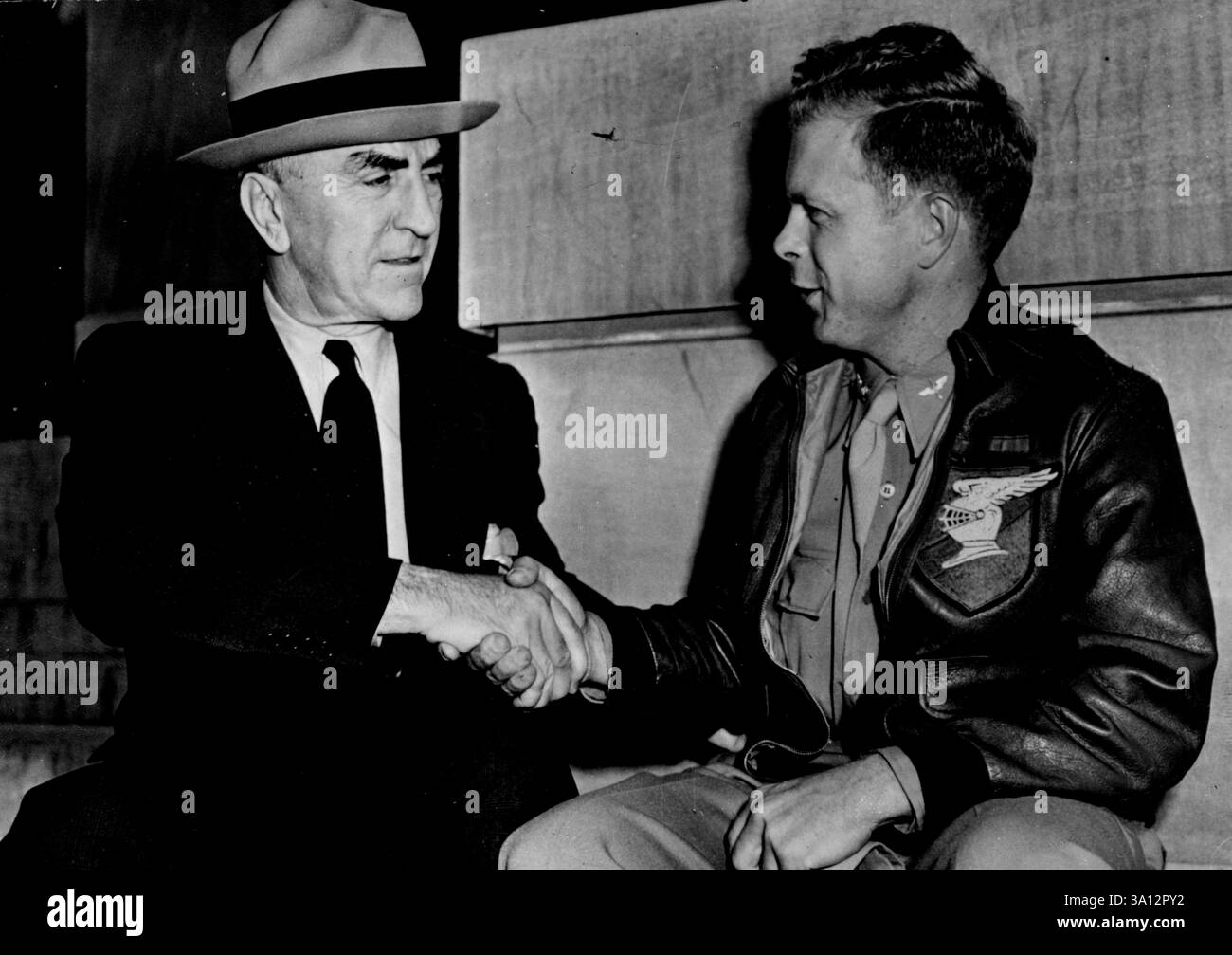 Vetarad American Flyer ***** Who shot down 27, Japanese places Captain ...