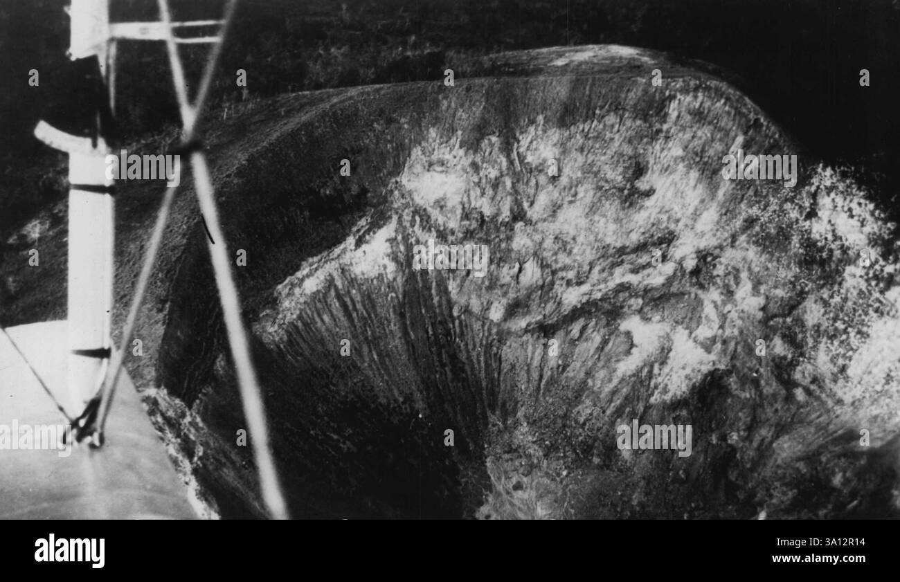 Matupi crater hi-res stock photography and images - Alamy