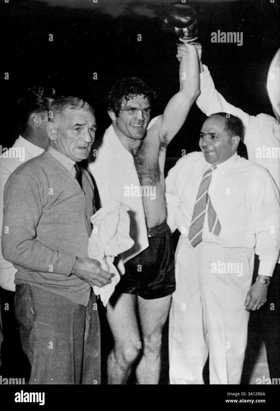 Freddie Mills Defeats South African Champion in Johannesburg:Mills ...