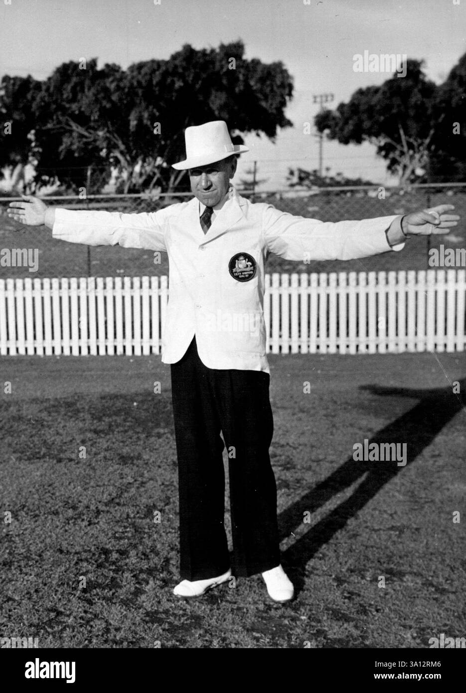 George borwick hi-res stock photography and images - Alamy