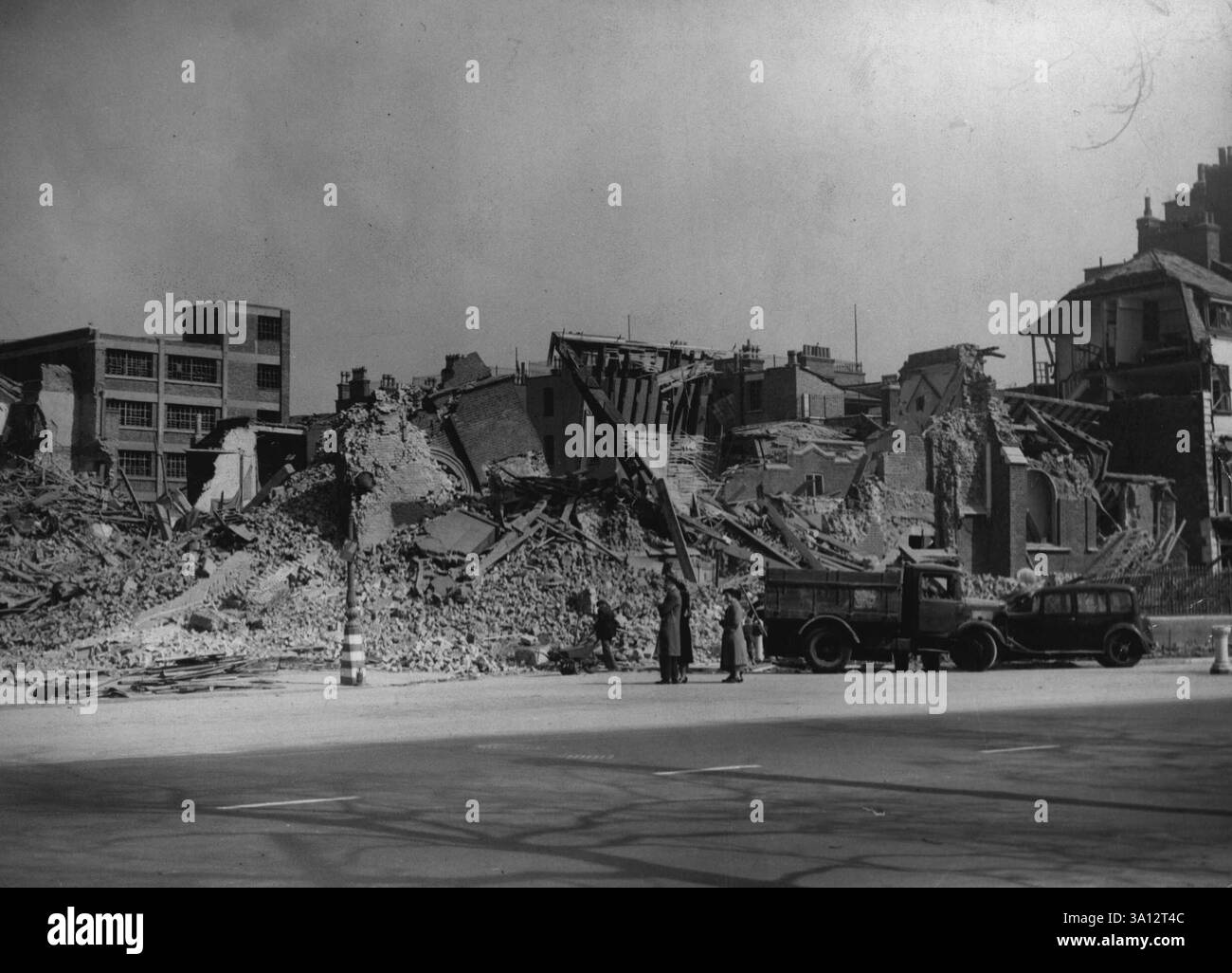 Recent London "Blitz" - A scene at Chelsea, showing the wreckage of ...