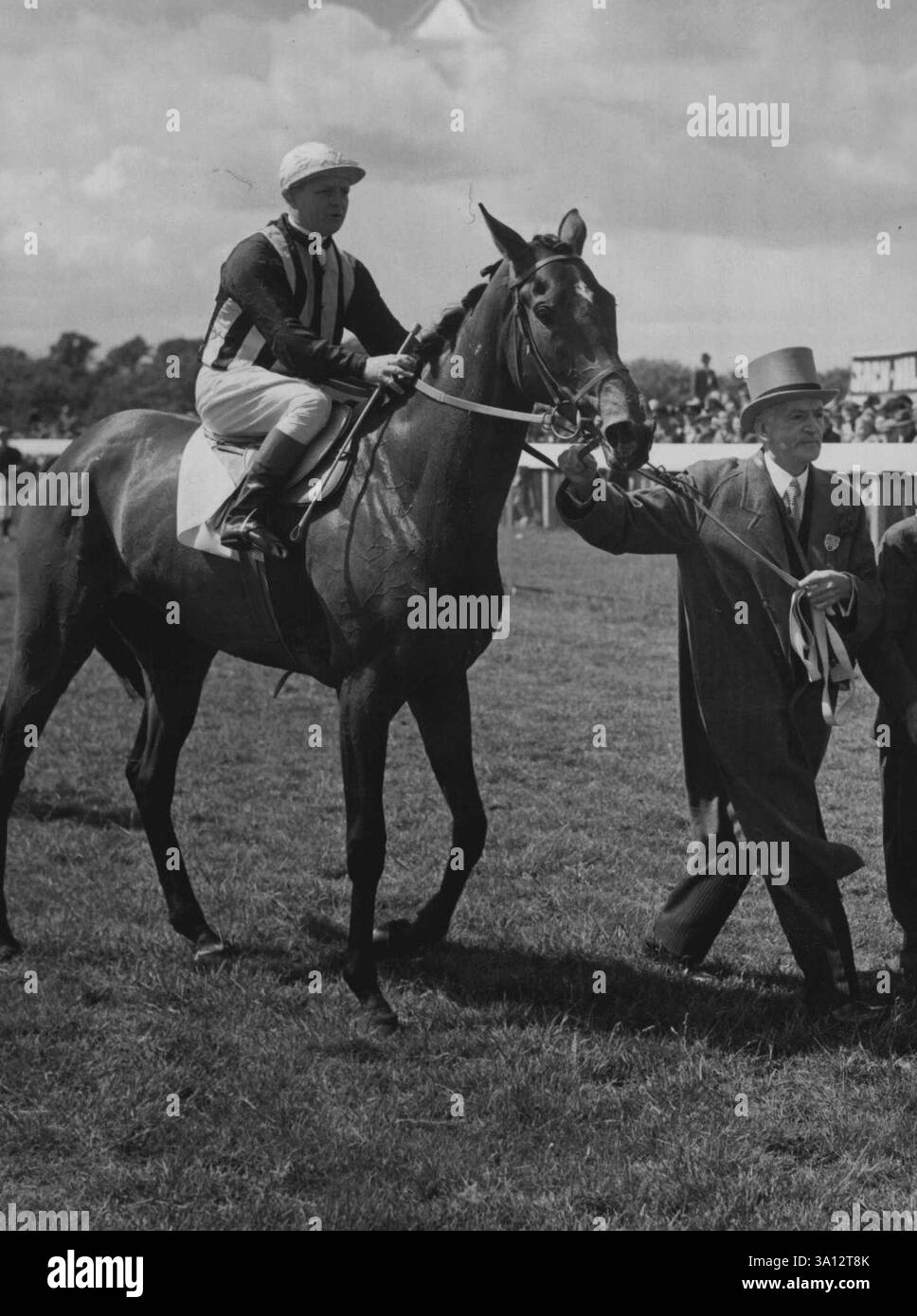Winner Of The "Oaks".Musidora, with Australian Jockey Edger Britt up ...