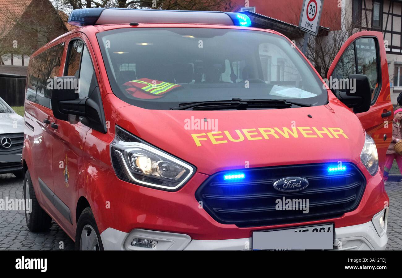 Feuerwehr in verschiedenen Bildern und Aktionen in Deutschland ...