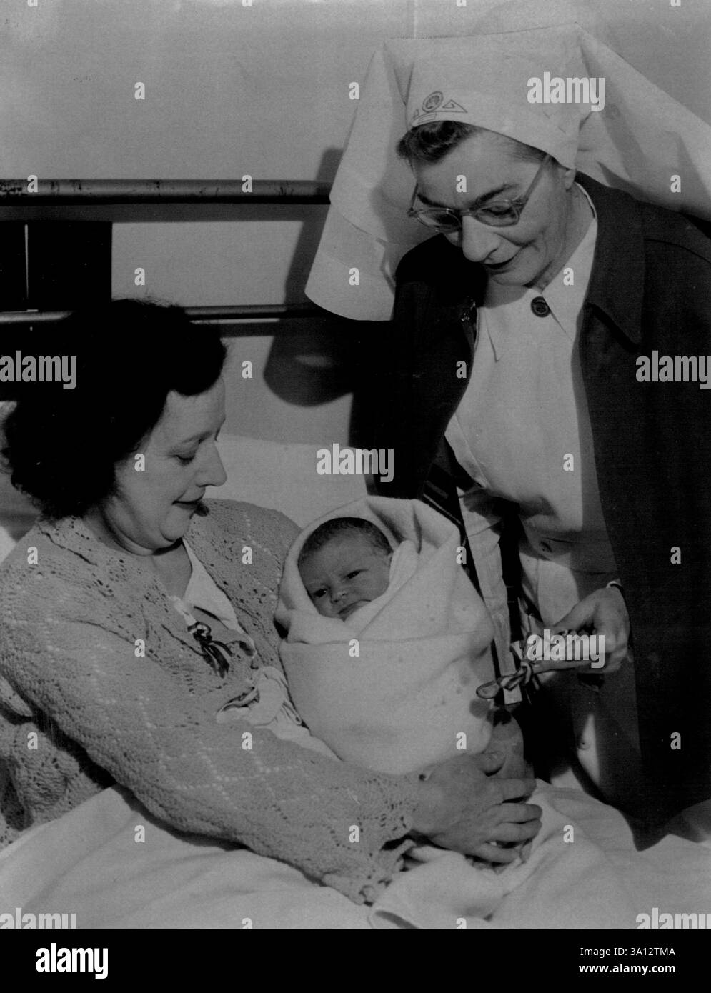 Coronation Baby:First Coronation baby girl born at Crown st. Women's ...