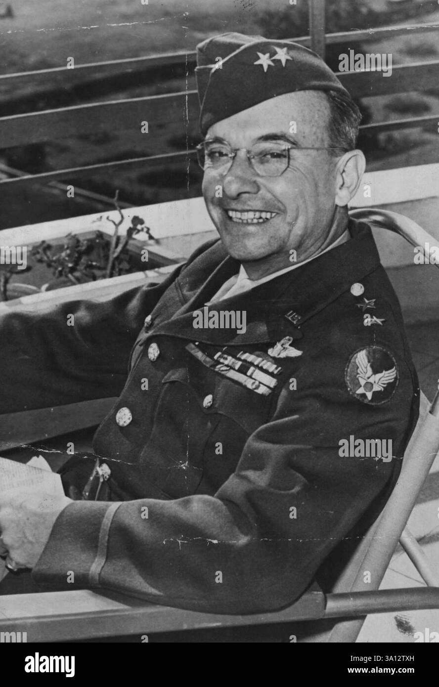 U.S. Air Chief in Middle East- This is a new Picture of Maj. Gen. Lewis ...
