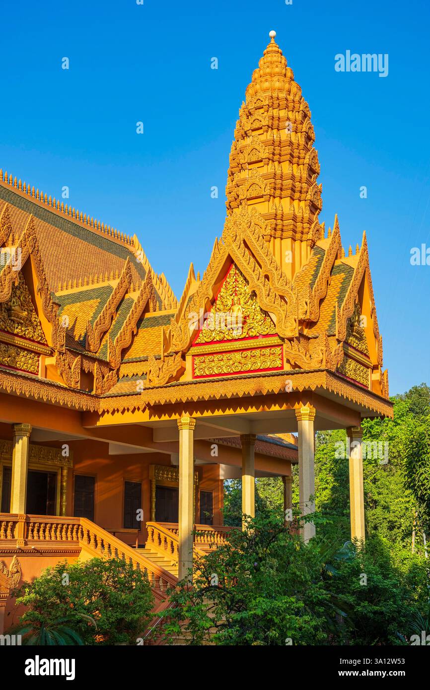 Cambodia, Siem Reap, Wat Bo Buddhist pagoda Stock Photo - Alamy