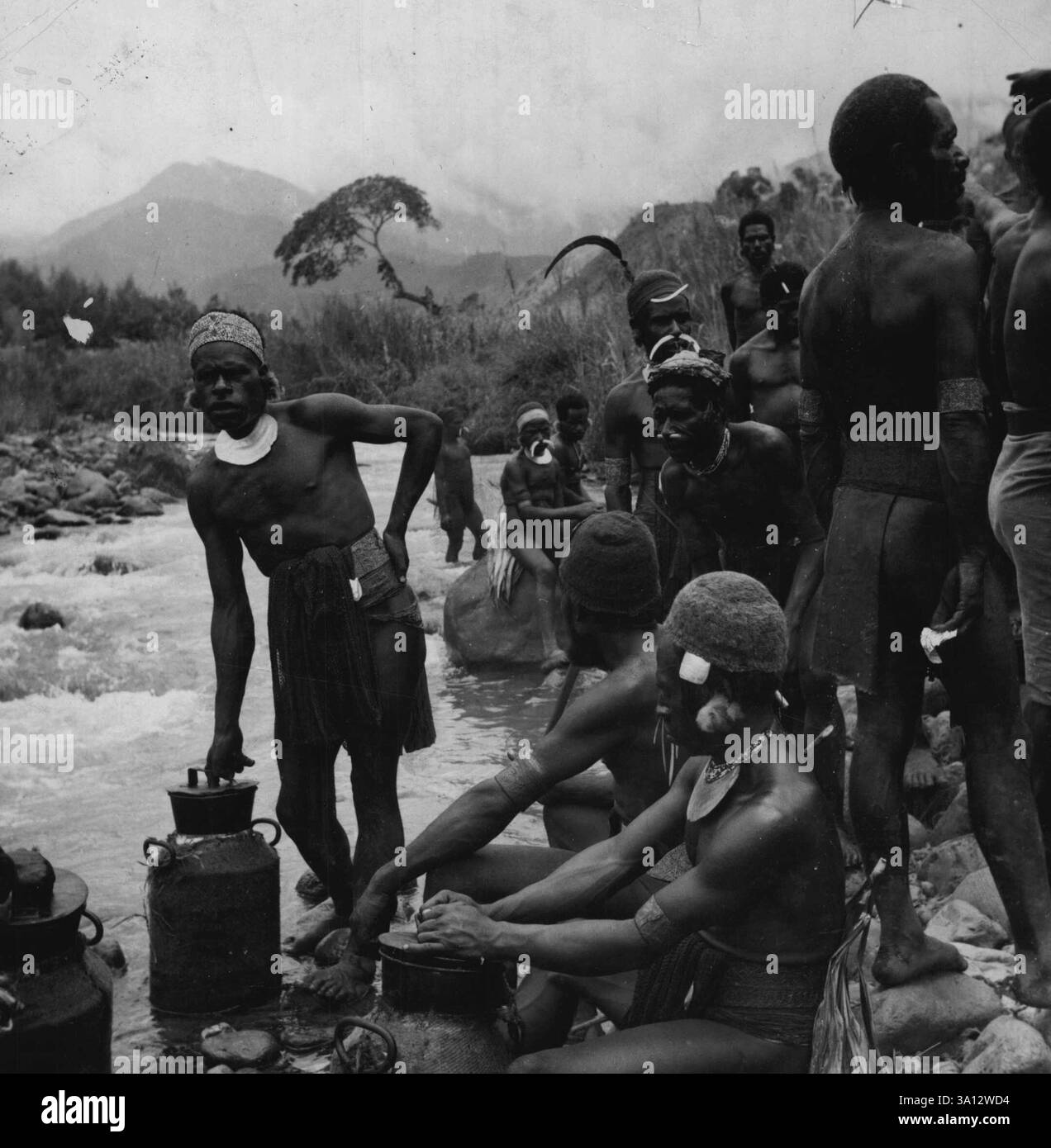 Wahgi valley hi-res stock photography and images - Alamy