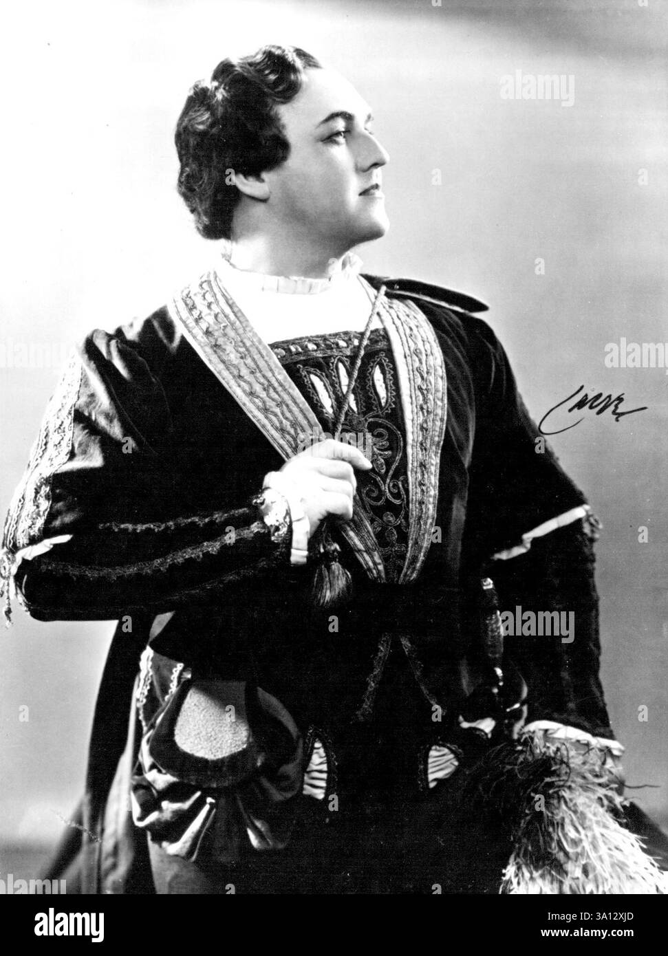 Jussi Bjorling -- Swedish tenor photographed as he appeared in "Romeo ...
