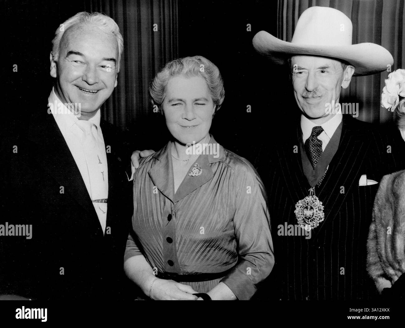 Not Gity WearThe Lord Mayor of London, Sir Noel Bowater, dens new ...