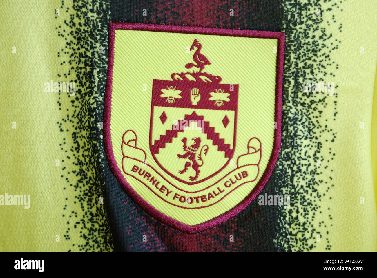 Kompany burnley premier league hi-res stock photography and images - Alamy