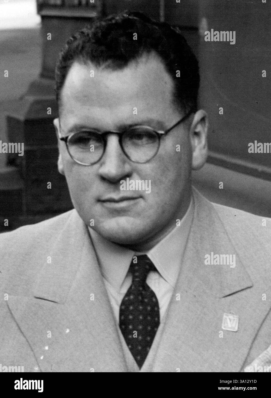 Frederick Hooper Bowes who today received the silver medal of the Royal ...