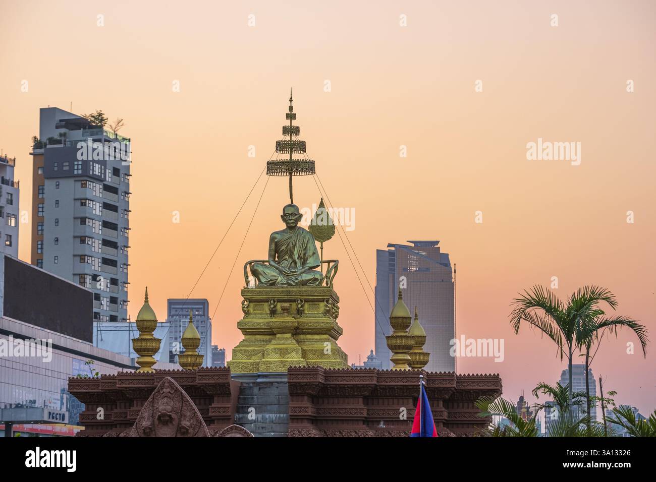 Cambodia, Phnom Penh, Chamkar Mon district, statue of Chuon Nath (1883 ...