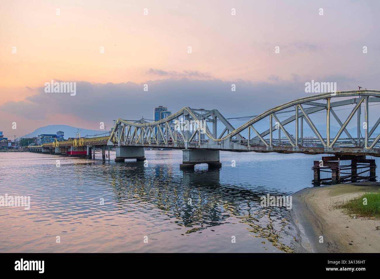 Cambodia, Kampot province, Kampot, the old French bridge or Entanou ...