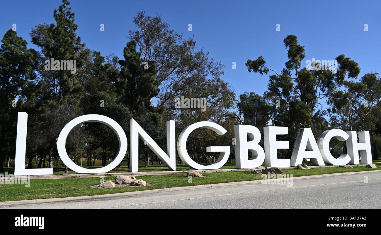 LONG BEACH, CALIFORNIA - 28 FEB 2025: Long Beach sign facing West ...