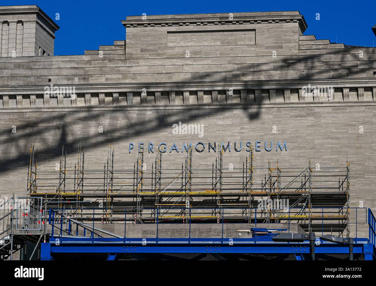 06 March 2025, Berlin: Construction work is underway at the ...