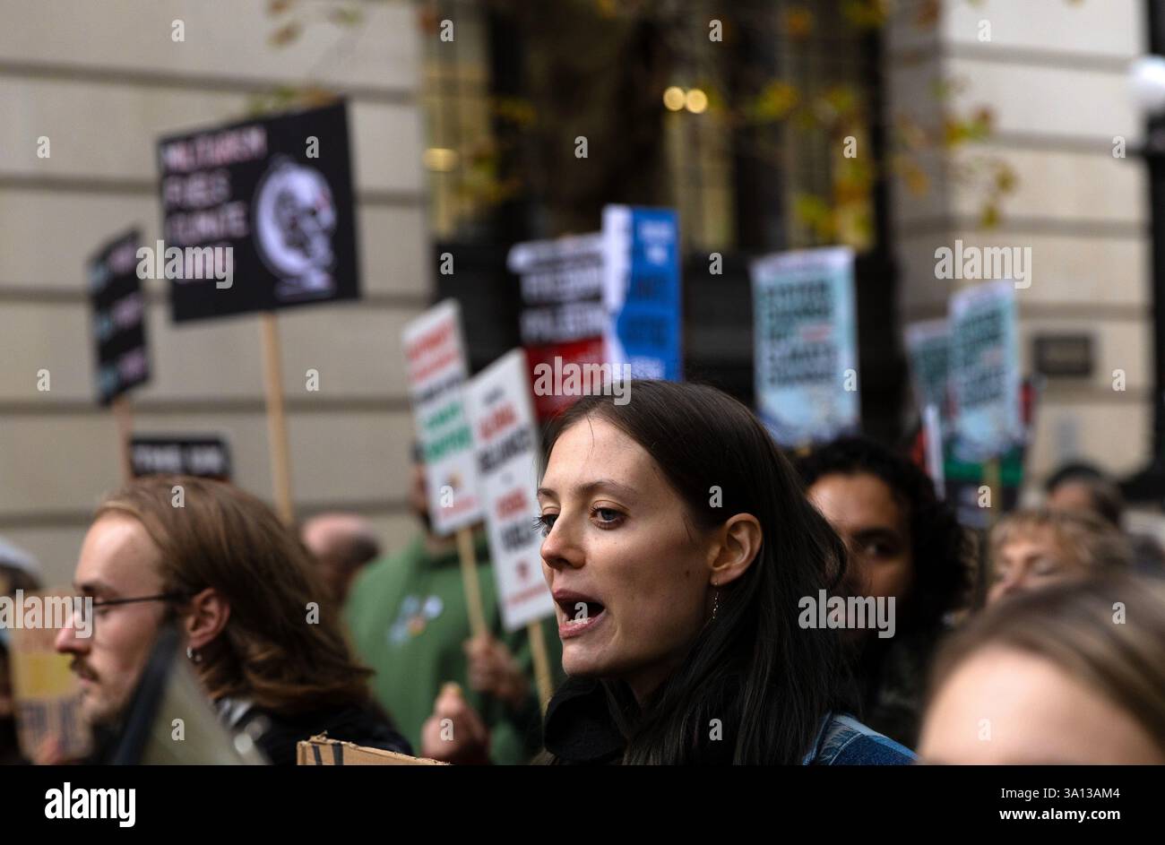 Protesters gather and march during their March for Global Climate ...