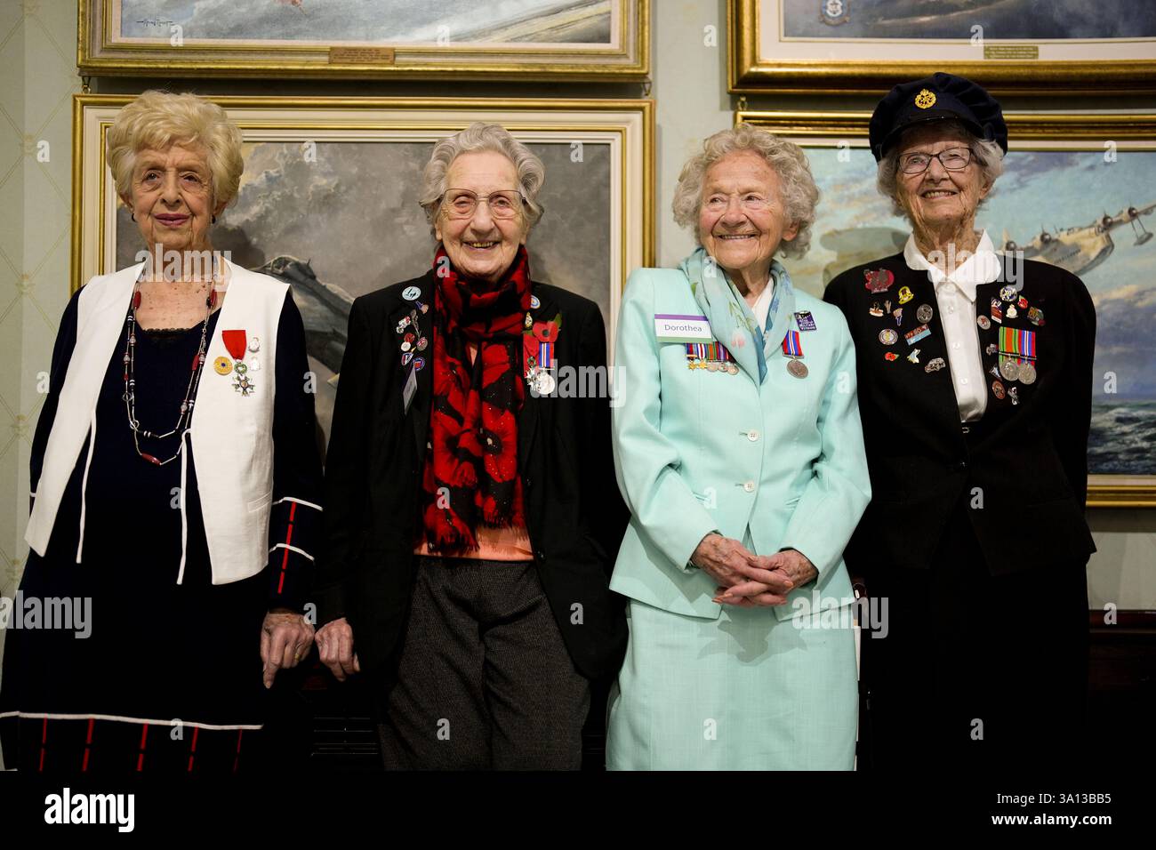 (left to right) WWII veterans Ruth Bourne, Marie Scott, Dorothea Barron ...