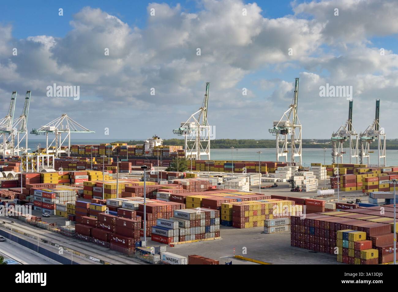 Miami, Florida, USA - 4 January 2025: Landscape view of the container ...