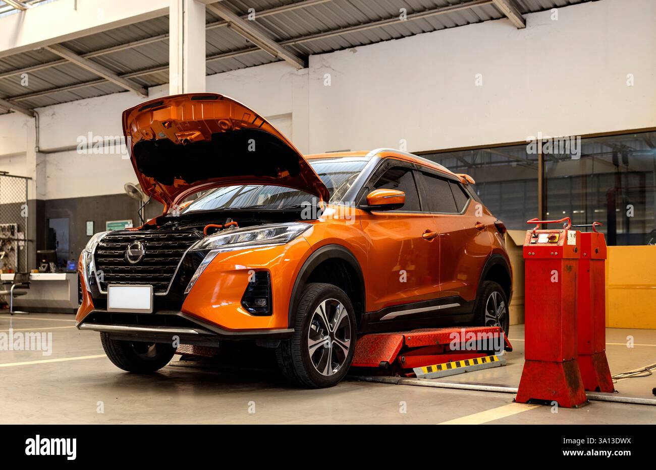 car repair and maintenance services tailored to the automotive industry ...