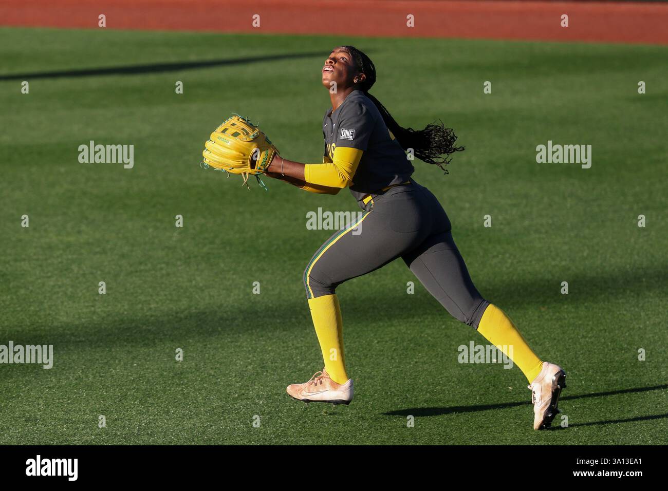 AUSTIN, TX - MARCH 05: Baylor outfielder Brooklyn Carter (11) on the ...