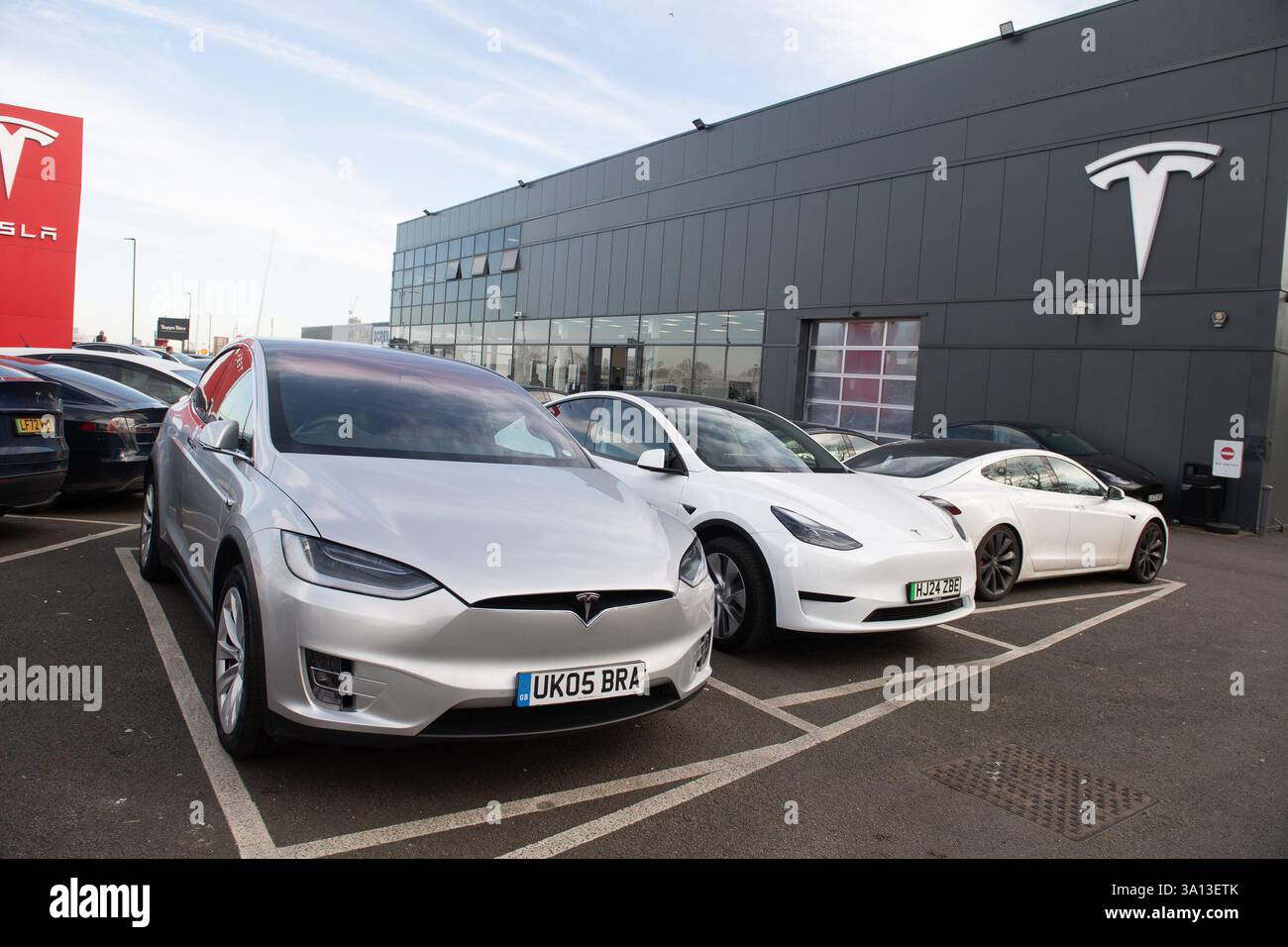 London, UK. 06 Mar 2025. A general view of a Tesla car dealership in ...