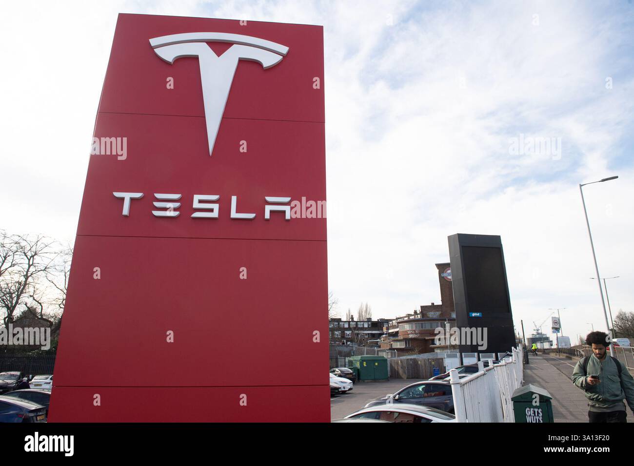 London, UK. 06 Mar 2025. A general view of a Tesla car dealership in ...