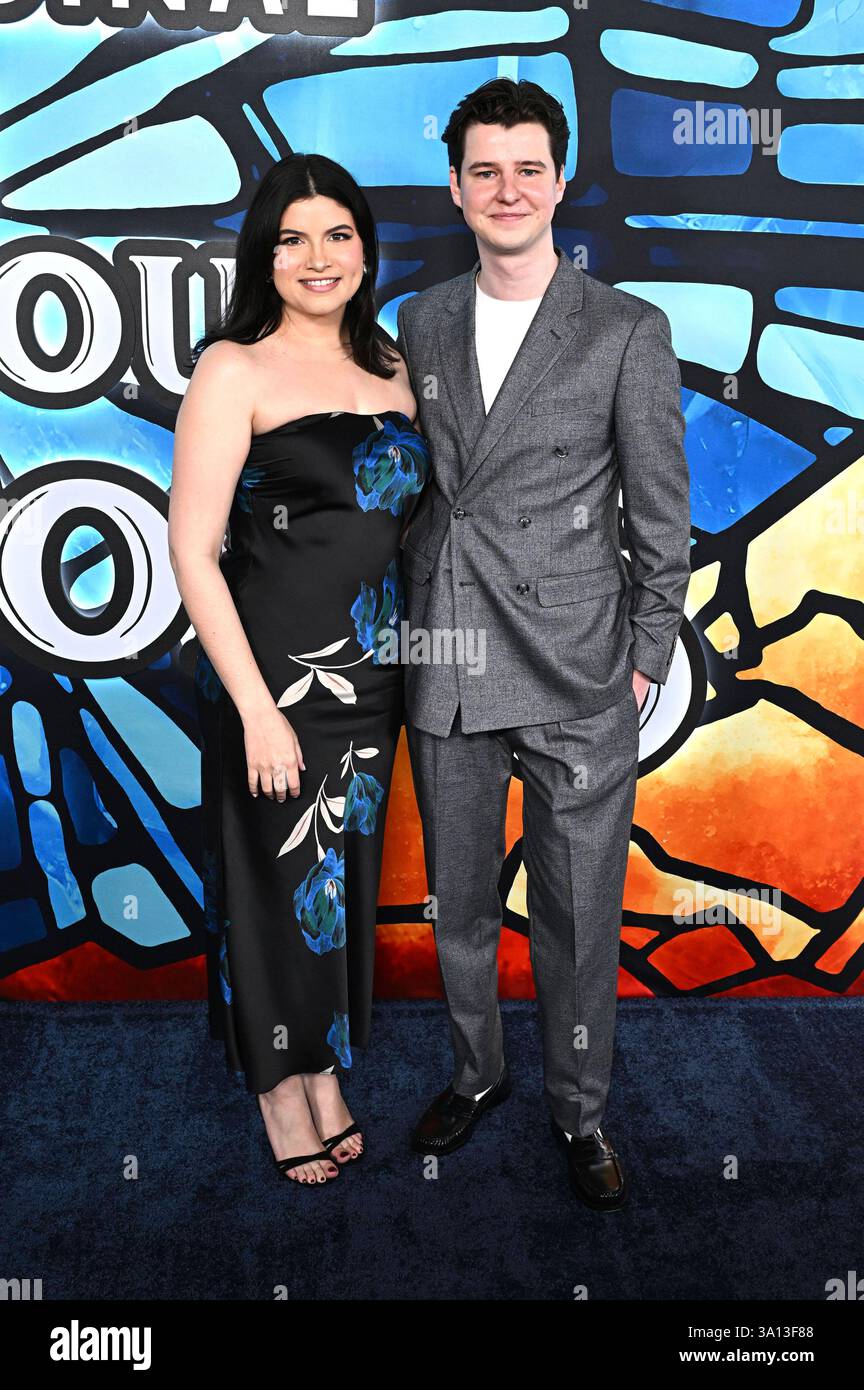 Selia Aponte und Nicholas Heffelfinger bei der Premiere der 4. und ...