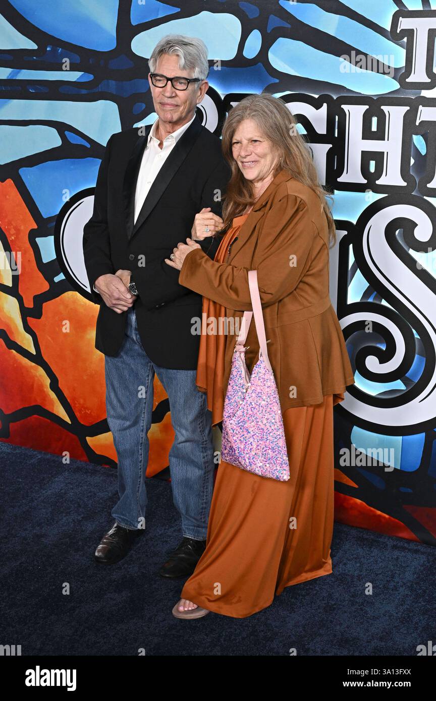 Eric Roberts mit Ehefrau Eliza Roberts bei der Premiere der 4. und ...