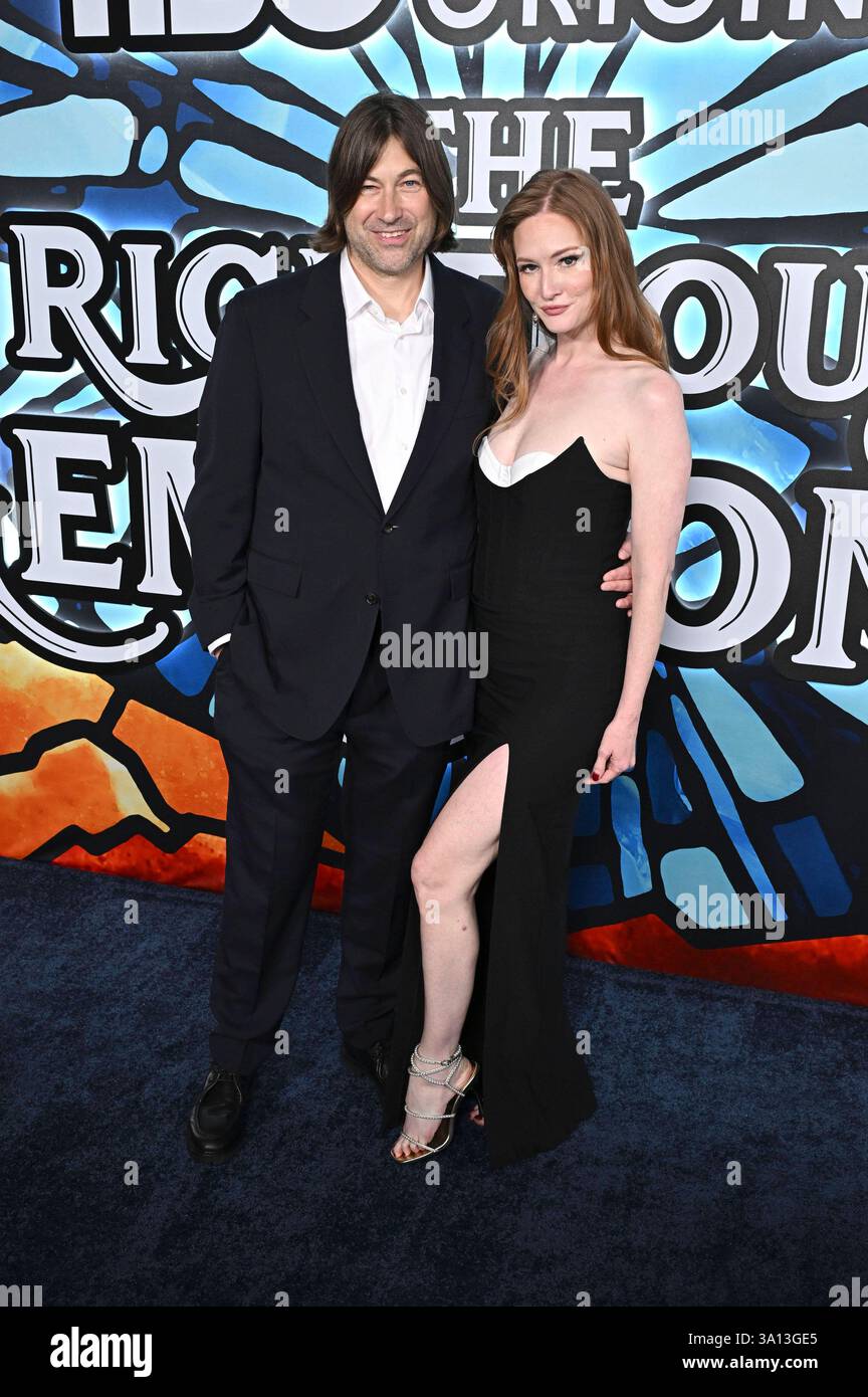 Jody Hill mit Begleitung bei der Premiere der 4. und finalen Staffel ...