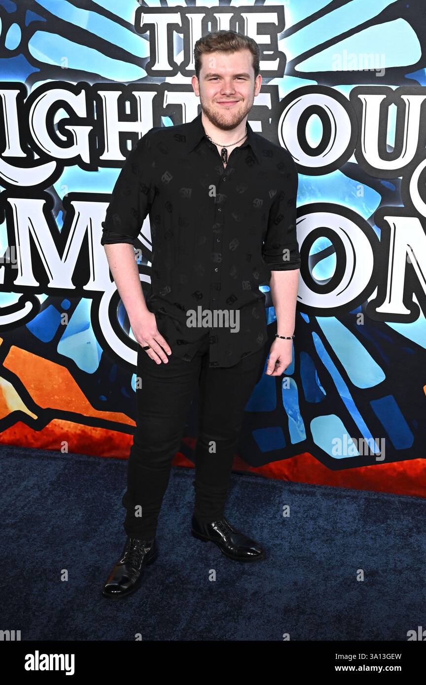 Sean Ryan Fox bei der Premiere der 4. und finalen Staffel der HBO Serie ...