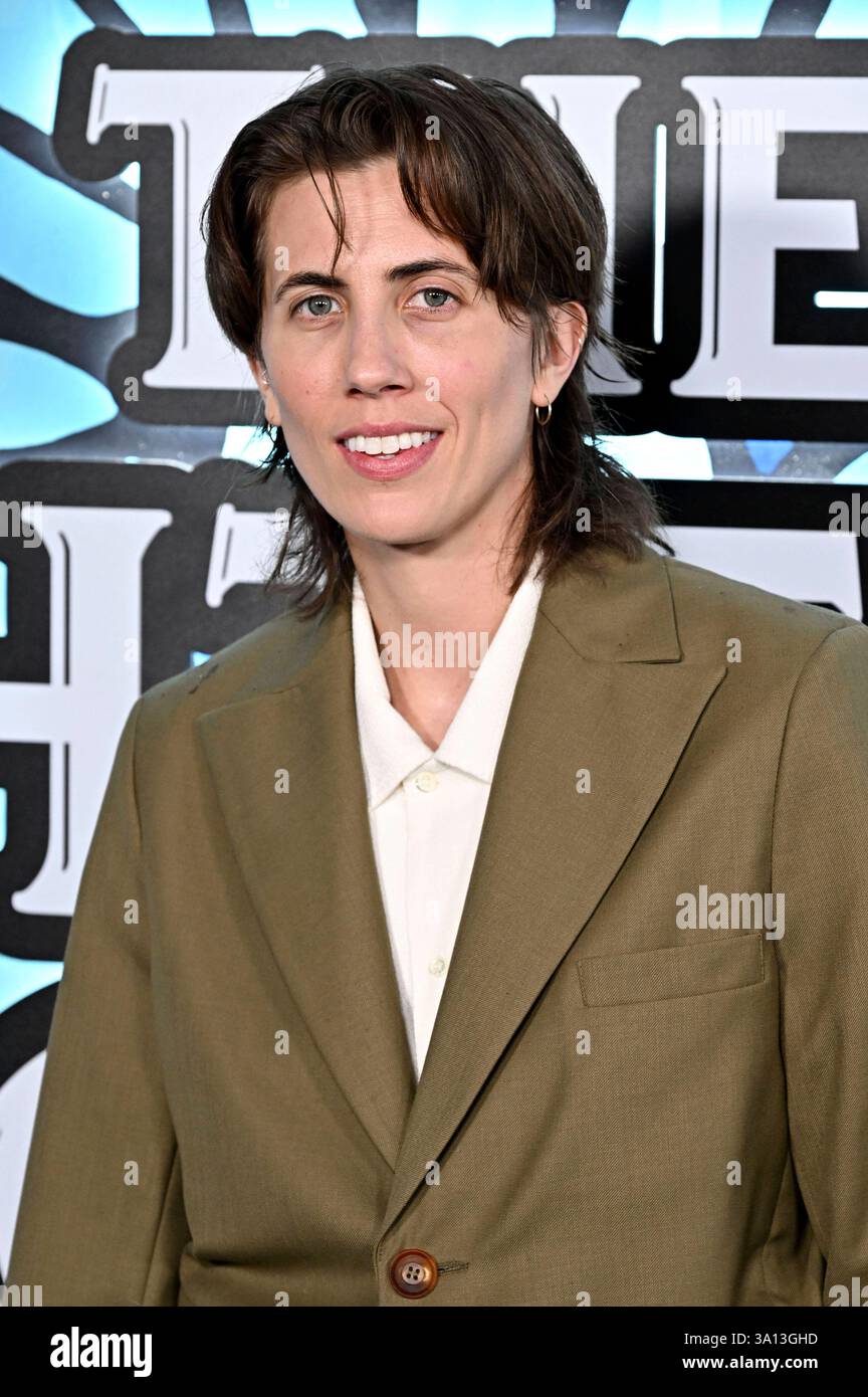 E.R. Fightmaster bei der Premiere der 4. und finalen Staffel der HBO ...