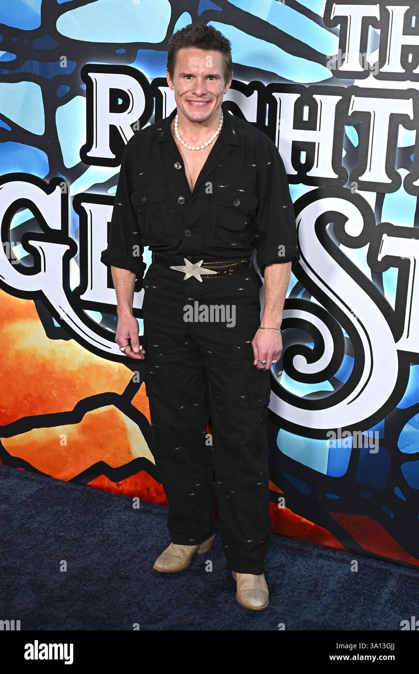 Tony Cavalero bei der Premiere der 4. und finalen Staffel der HBO Serie ...