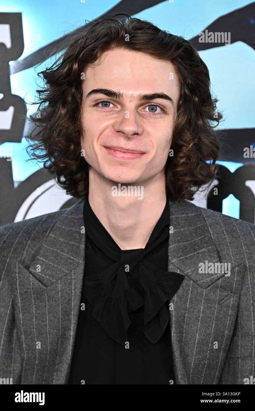 Jackson Kelly bei der Premiere der 4. und finalen Staffel der HBO Serie ...