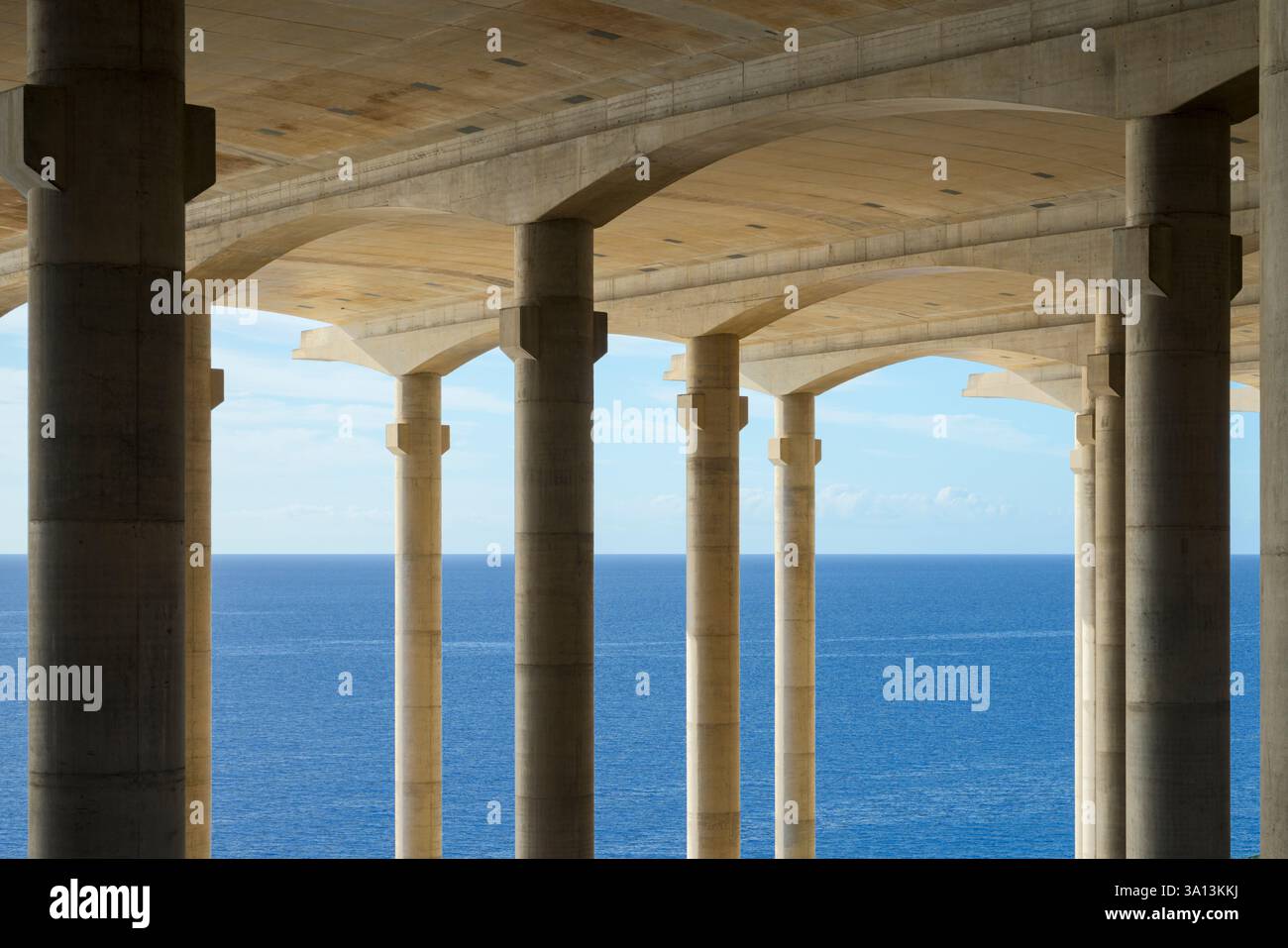 The concrete structure of the runway extension at Funchal Airport ...