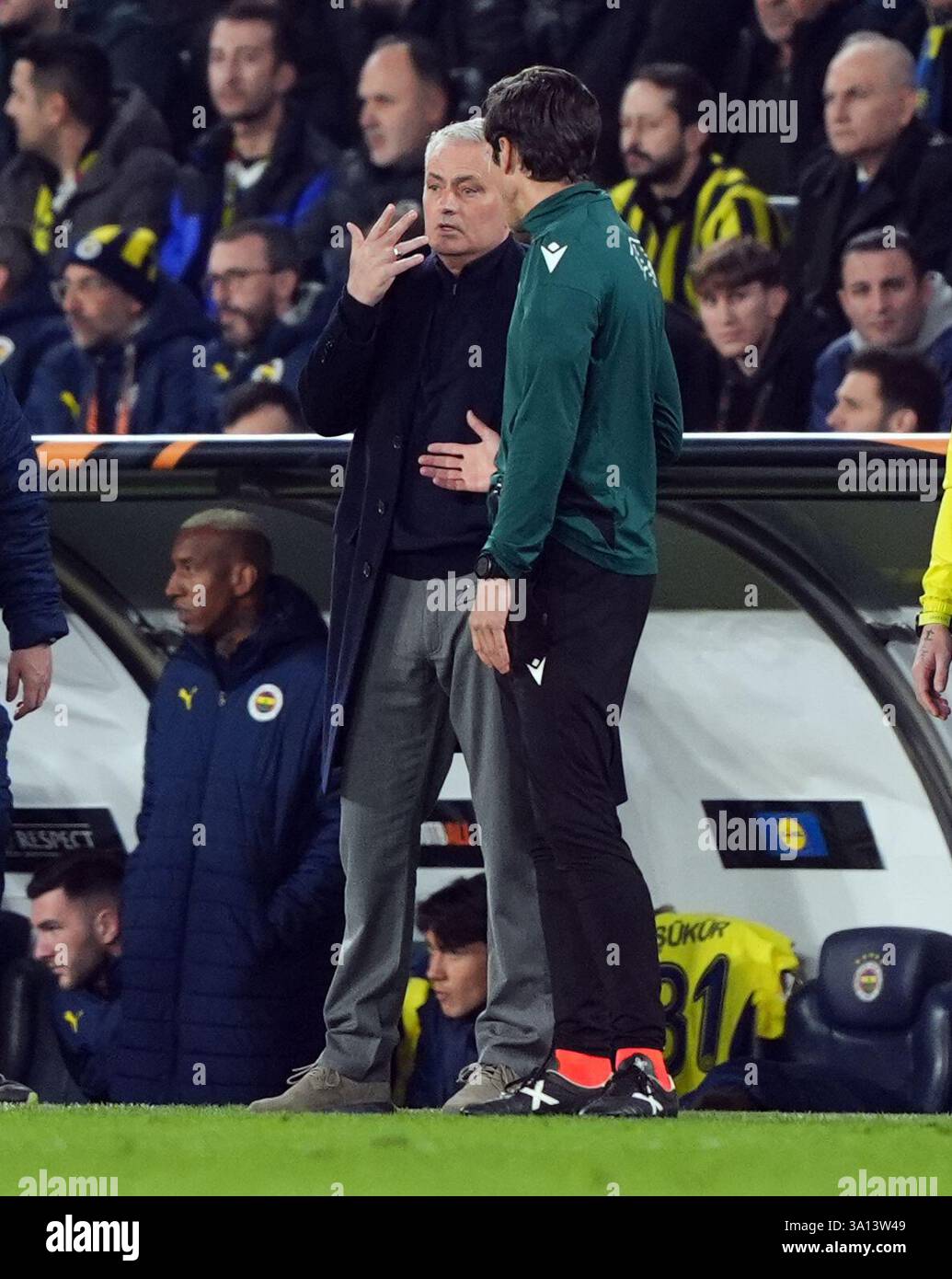 Fenerbahce manager Jose Mourinho during the UEFA Europa League Round of ...