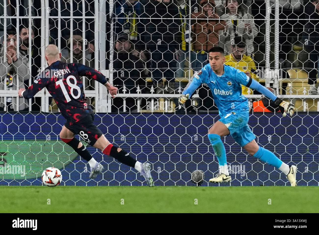 Rangers' Vaclav Cerny, left, scores his side's second goal during the ...