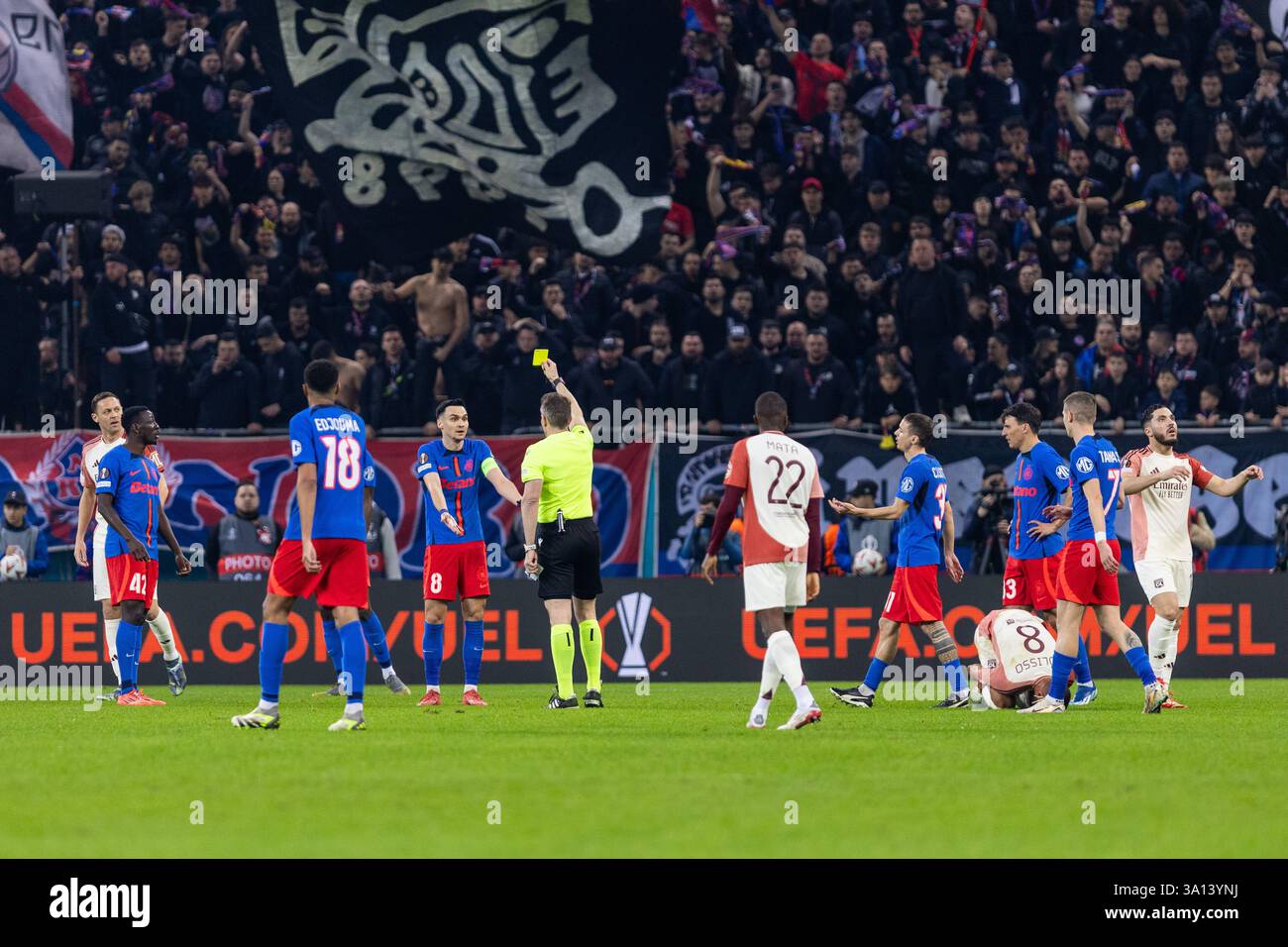 Bucharest, Roumanie. 06th Mar, 2025. Referee Tobias Stieler of Germany ...